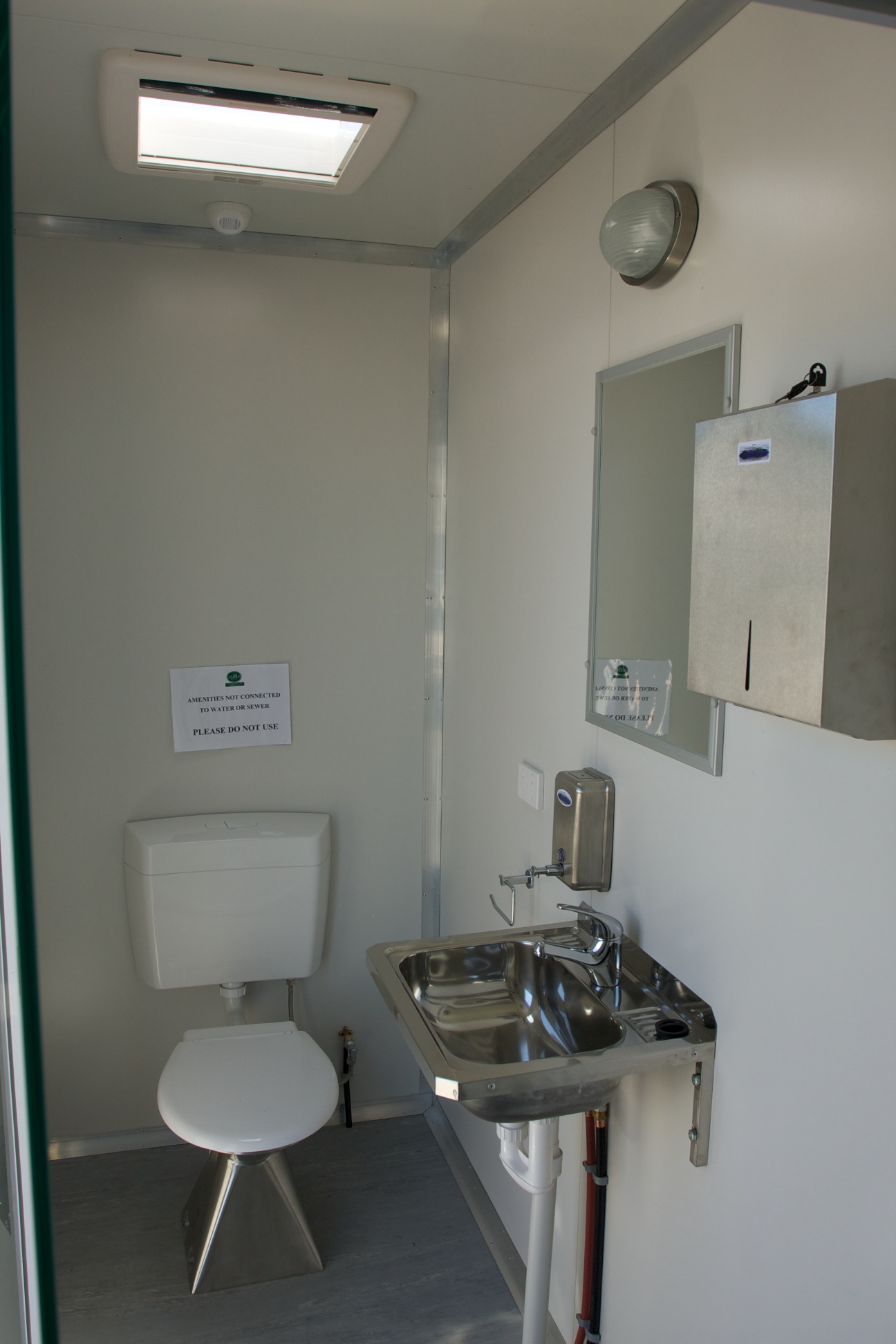 BBB Remote Site Services: Caravan Amenities (Ablution)